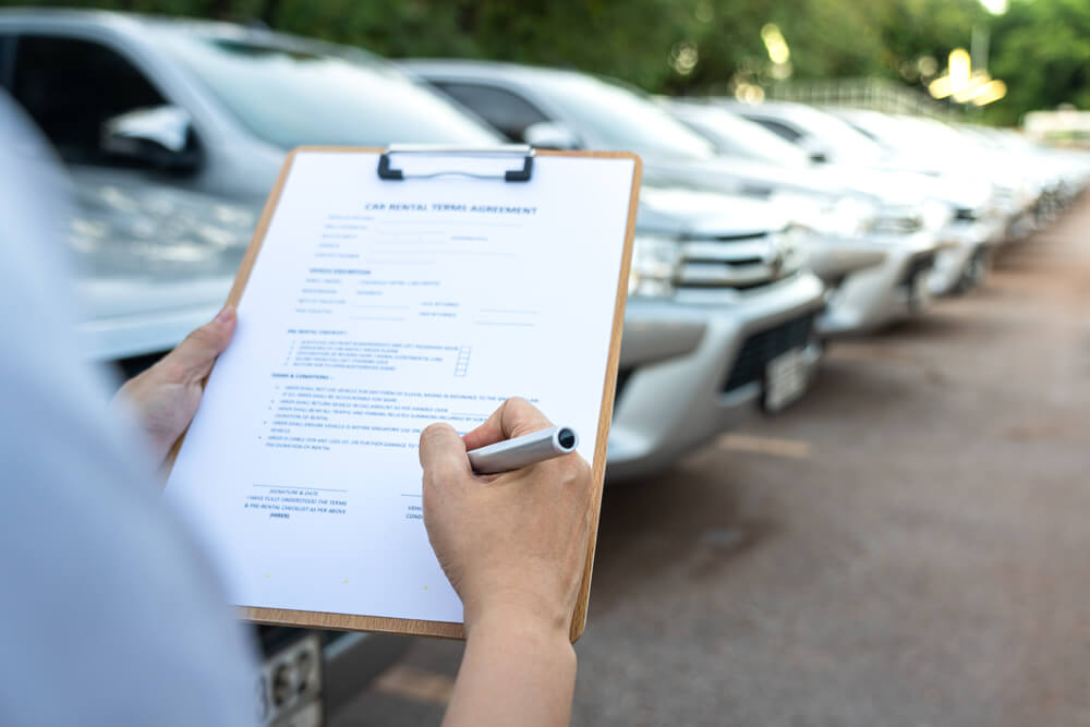 Fleet vs. Commercial Vehicle Insurance: Understanding the Differences